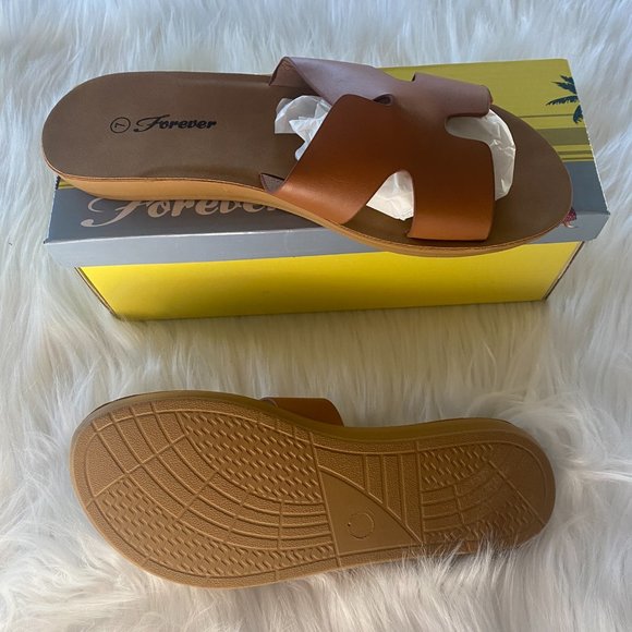 Forever Comfort | Shoes | Forever Comfort Strappy Tan Sandals Slid ...